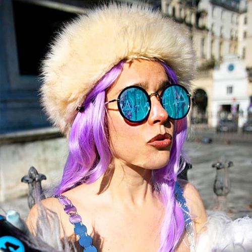 Urbaneez | Lady K | Artist from Paris | Buy Street Art Online